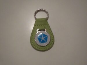 newport new yorker 300 lebaron lhs laser white logo leather keychain - bright green