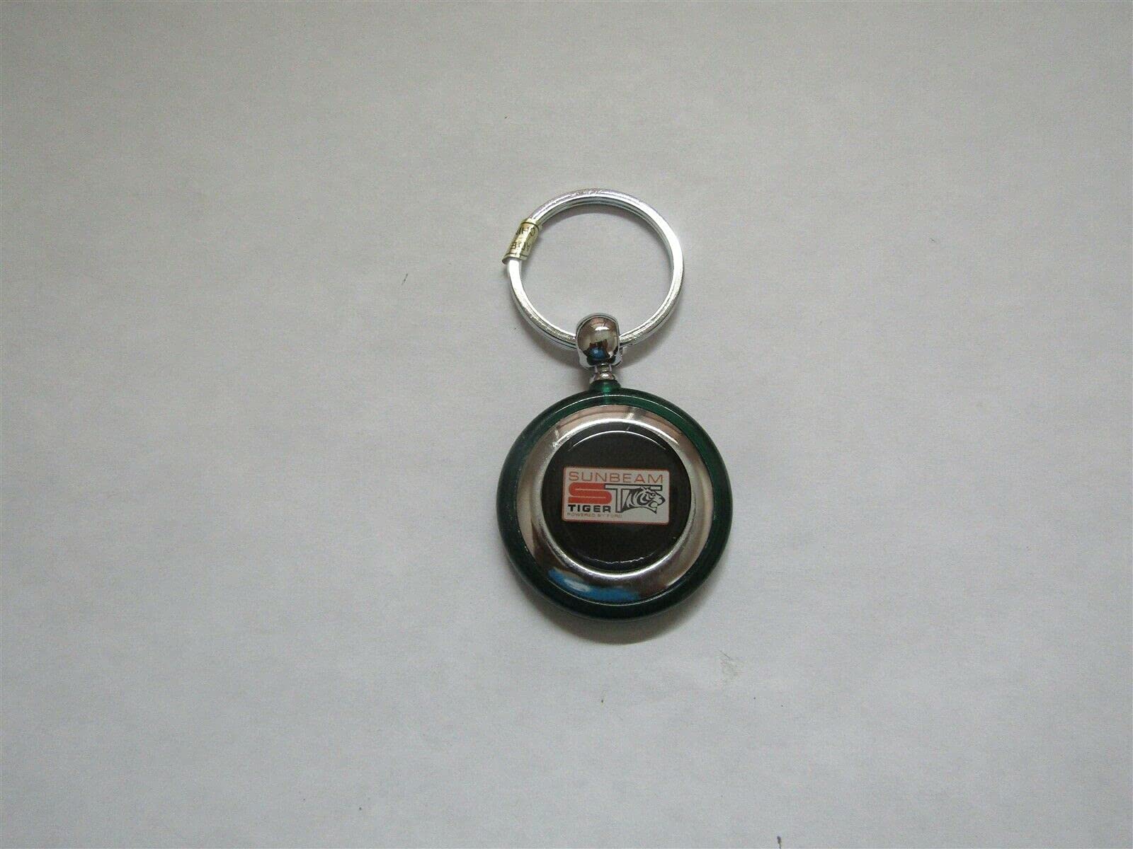 1960's SUNBEAM TIGER VINTAGE LOGO ROUND PLASTIC KEYCHAIN - GREEN