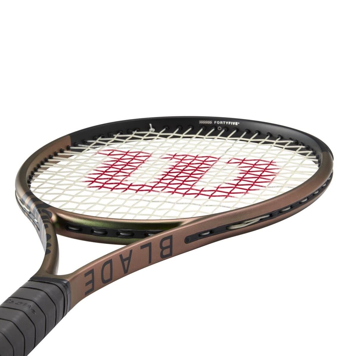 Wilson Blade 98 (18x20) v8 Tennis Racquet (4_3/8)