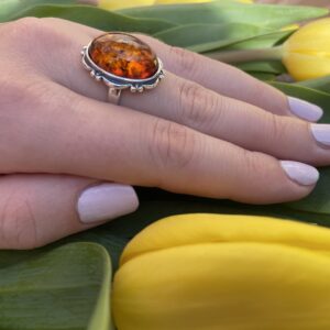 Gift Shoppe By Nina Natural Baltic Honey Amber And Sterling Silver Ring. Vintage Oval Amber Ring (6)