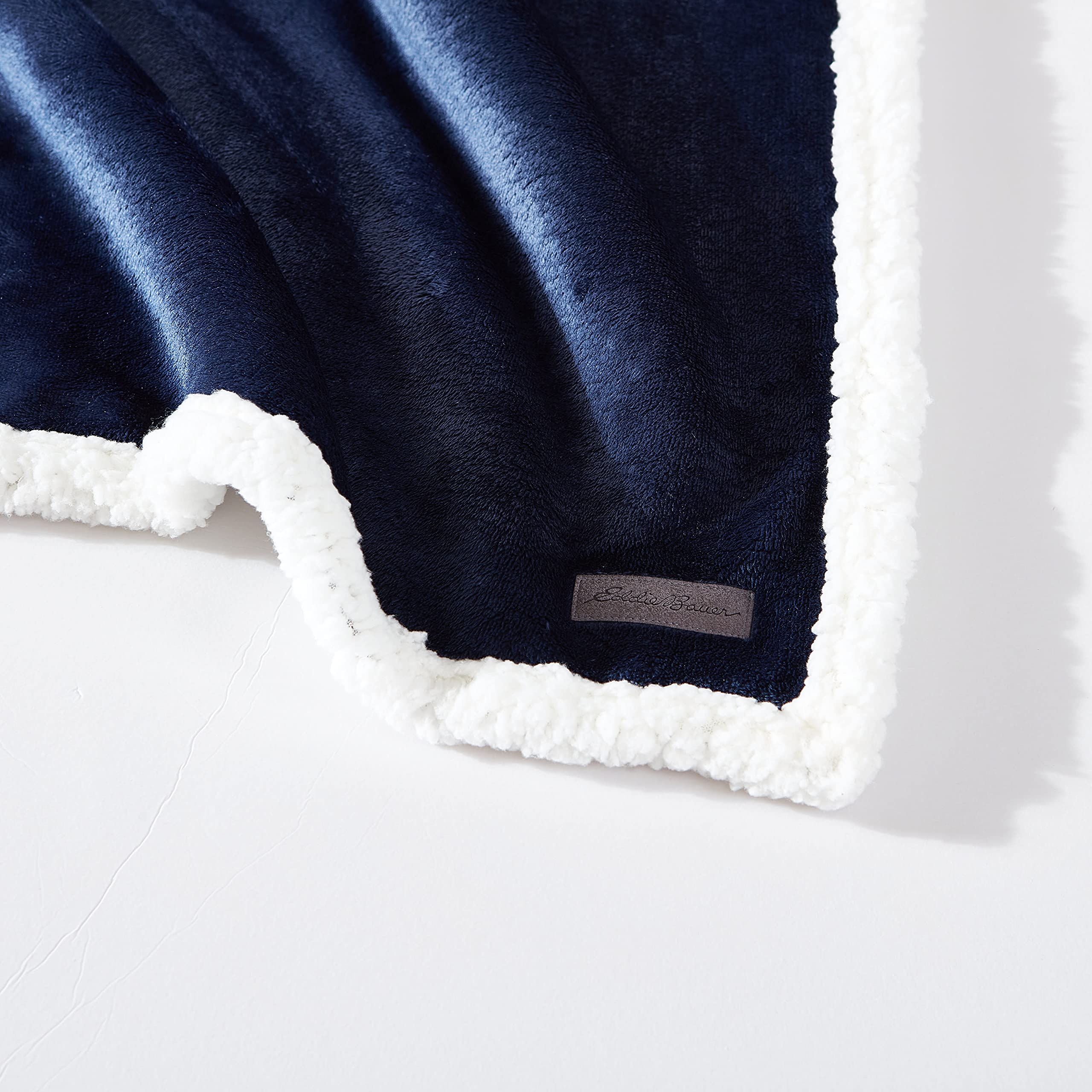 Eddie Bauer - Queen Blanket, Reversible Fleece & Faux Shearling Blanket, Plush & Cozy Home Decor (Solid Navy, Queen)