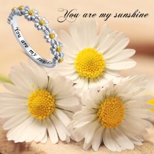 Ladytree Sterling Silver You Are My Sunshine Daisy Ring for Women Mom Daughter Mothers Day Flower Jewelry Size 7