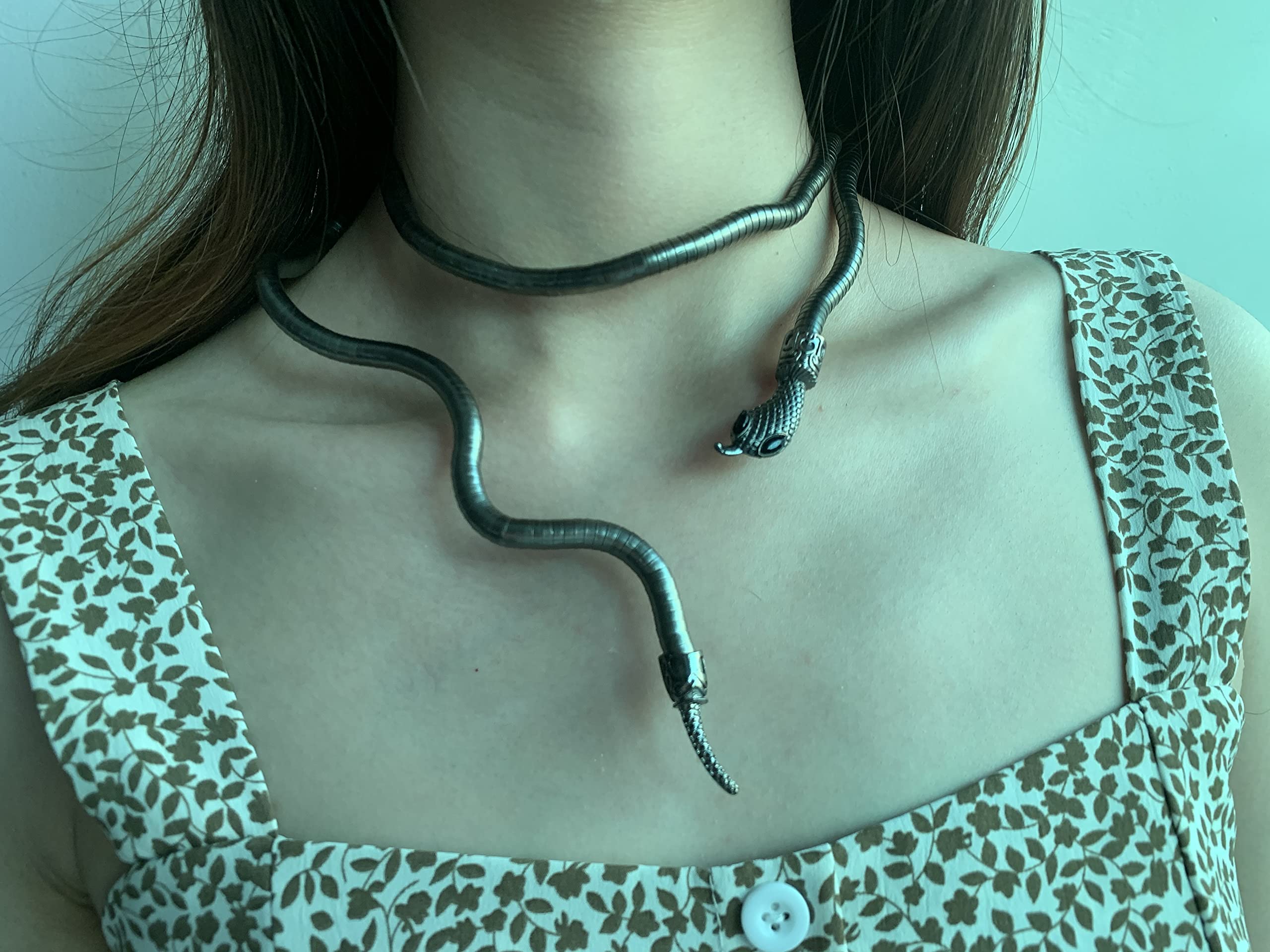 LAKIYOYO Bendable Snake Bracelet for Women Adjustable Punk Snake Choker - Flexible Multi-Purpose Medusa Necklace Hollween Jewelry (black)