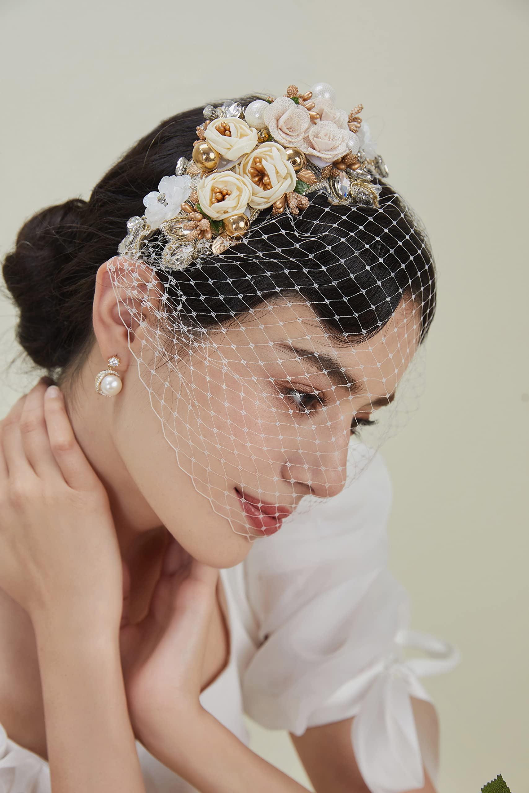 BABEYOND 1920s Fascinator Mesh Flower Pearl Veil Headband Bridal Wedding Tea Party Fascinator Veil for Women