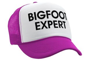 bigfoot expert - sasquatch squatchin hunter - vintage retro style trucker cap hat (neon pink)