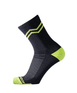 showers pass crosspoint waterproof socks - breathable & water resistance horizon socks - essential for men & women - gear for any outdoor work activities