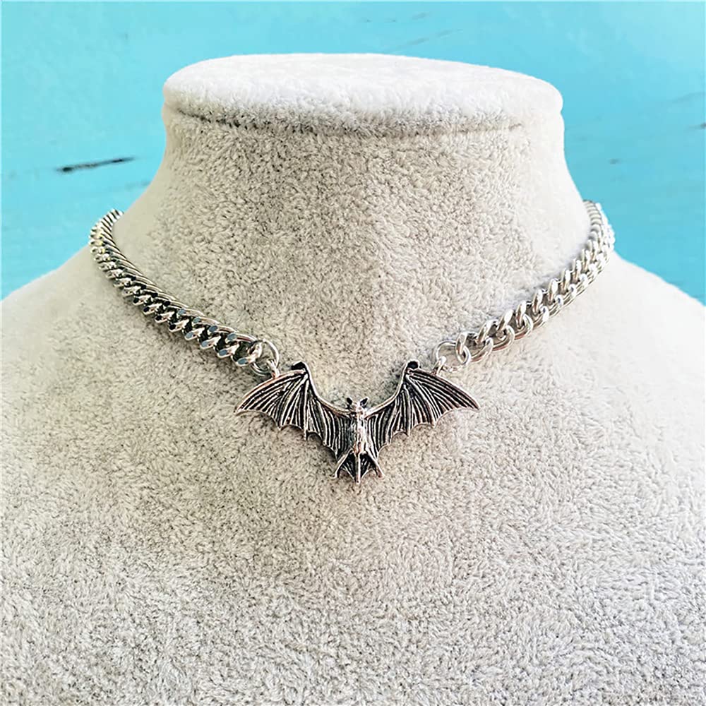 KURTCB Bat Necklace Gothic Punk Cool Heavy Chain Choker Cyber Animal Wing Pendant Necklace for Women Halloween Jewelry