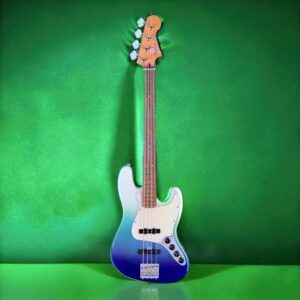 Fender Player Plus Jazz Bass, Belair Blue, Pau Ferro Fingerboard