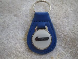 1982-1987 regal gran national gran sport logo leather keychain - dark blue