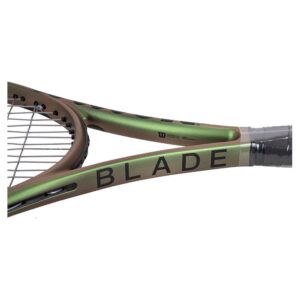 Wilson Blade 100L v8 Tennis Racquet (4_3/8)