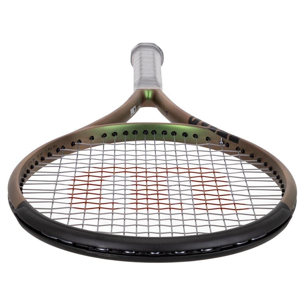 Wilson Blade 100L v8 Tennis Racquet (4_3/8)