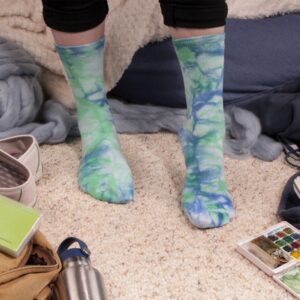 BambooMN Women's Rayon from Bamboo Tie Dye Crew Dress Socks - Blue Green - 4 Pairs - Size 4-9