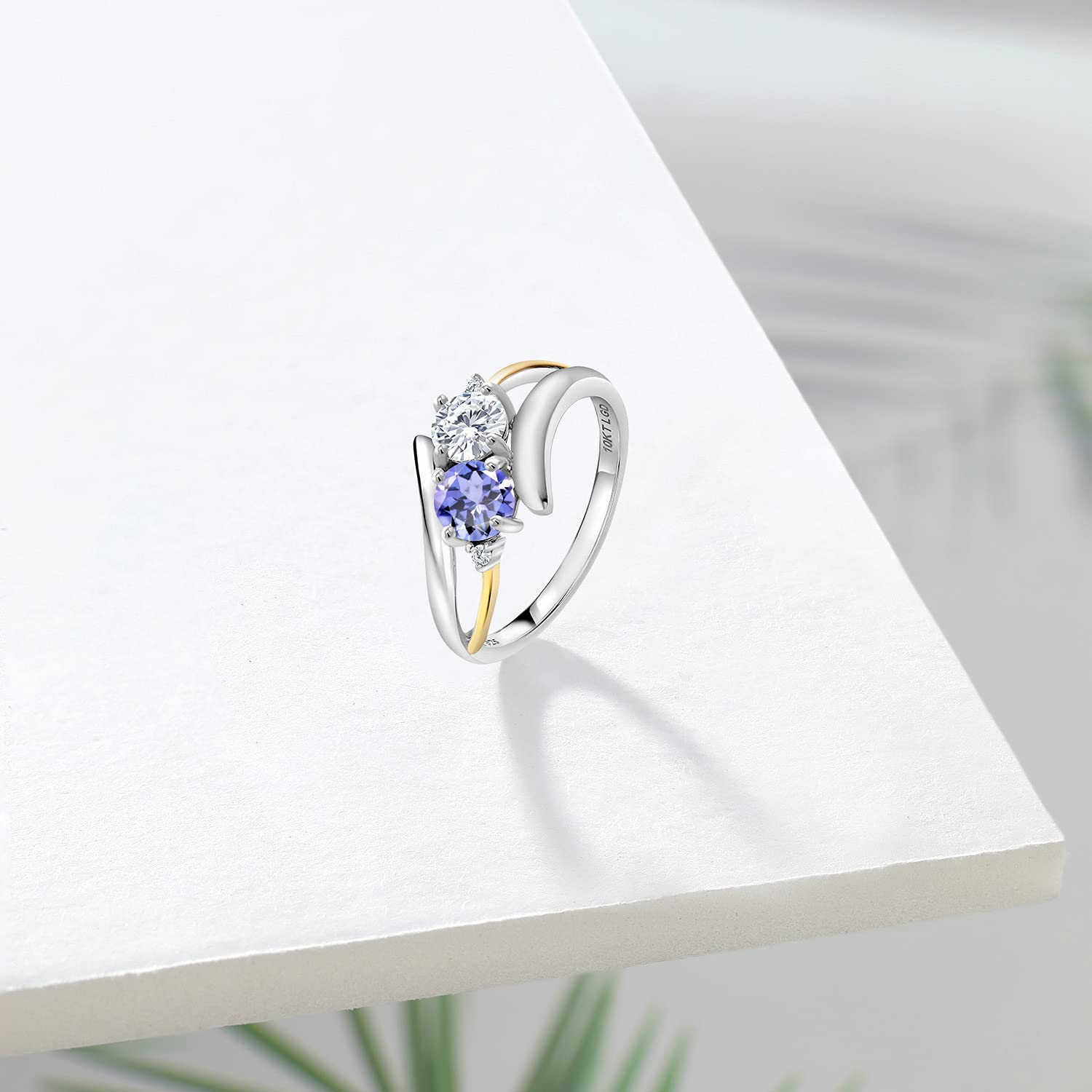 Gem Stone King 925 Silver and 10K Yellow Gold White Moissanite and Blue Tanzanite and White Moissanite 2-Stone Crossover Ring For Women (0.98 Cttw, Size 8)