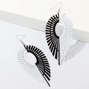 TIANHONGYAN Unique Metal Hollow Personality black and white symmetry Leaf Earrings Bohemian Lightweight leaf Dangle Drop Geometric Earrings for Women Charm Jewelry gift (leaf)