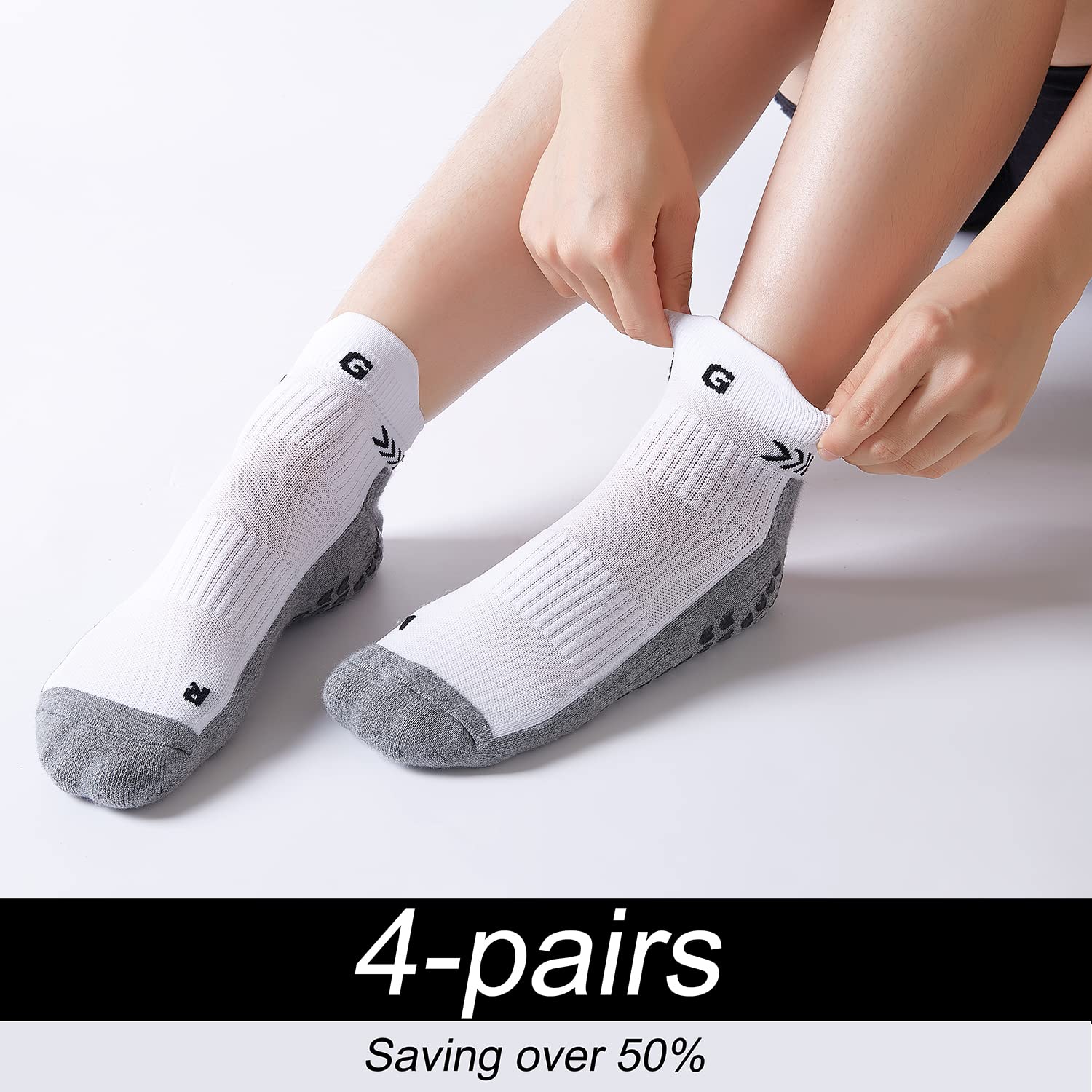 GOGOGOAL Non-slip Ankle Sock Men Women Low-cut Non-slip Compression Slipper Sock Grip Athletic Trainning Sock for Yoga Soccer Basketball greyWhite M 4P