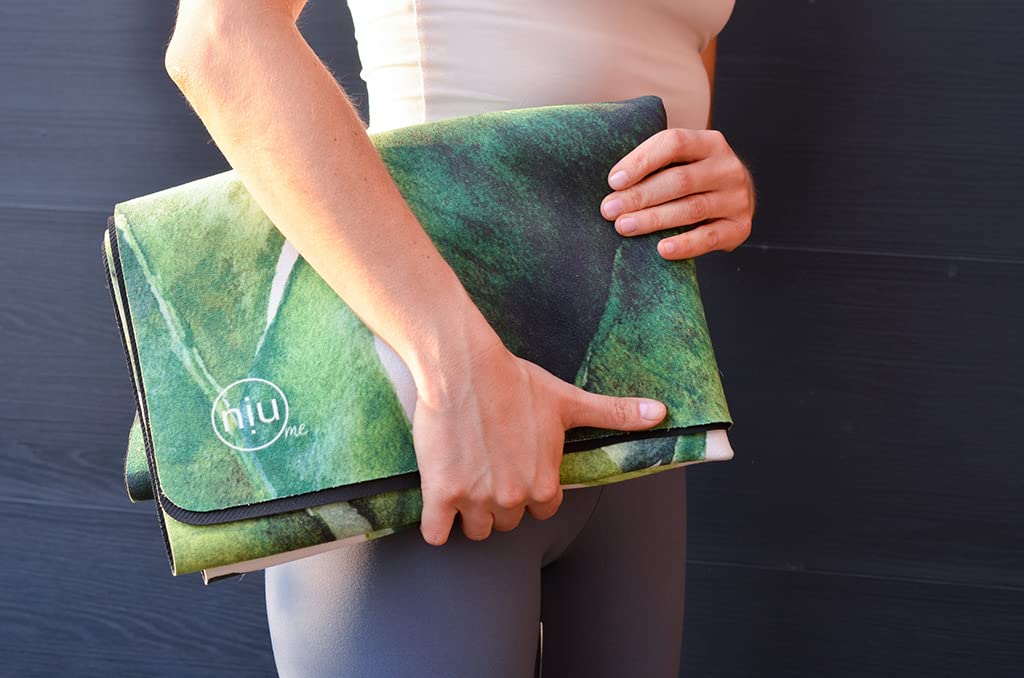 Premium Eco Yoga Mat Travel Banana Leaf by NIUME | Natural Rubber & Vegan Suede Microfiber - biodegradable, non-slip, grip that adjust to your practice | Profesional | Lightweight | Perfect for Hot Yoga, Bikram, Vinyasa, Pilates & Sweaty Workouts | 183 cm