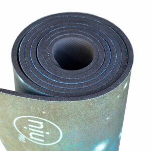 Premium Eco Yoga Mat Travel Interstellar by NIUME | Natural Rubber & Vegan Suede Microfiber - biodegradable, non-slip, grip that adjust to your practice | Profesional | Lightweight | Perfect for Hot Yoga, Bikram, Vinyasa, Pilates & Sweaty Workouts | 183 c