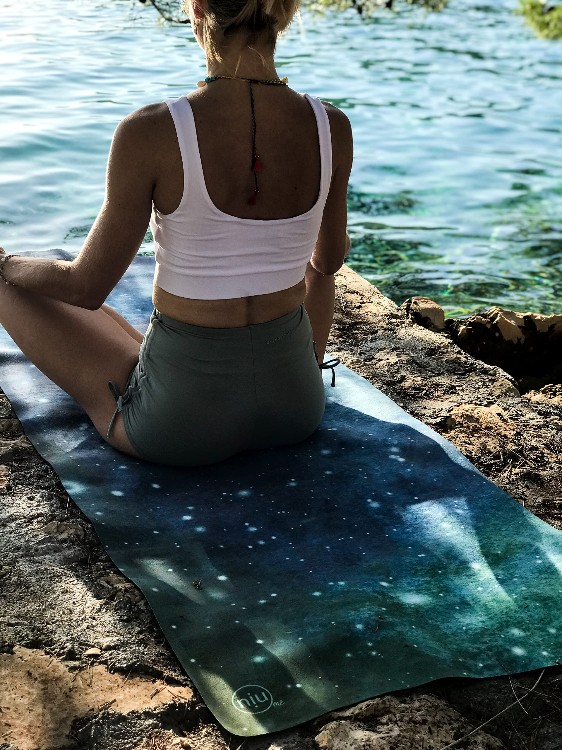 Premium Eco Yoga Mat Travel Interstellar by NIUME | Natural Rubber & Vegan Suede Microfiber - biodegradable, non-slip, grip that adjust to your practice | Profesional | Lightweight | Perfect for Hot Yoga, Bikram, Vinyasa, Pilates & Sweaty Workouts | 183 c