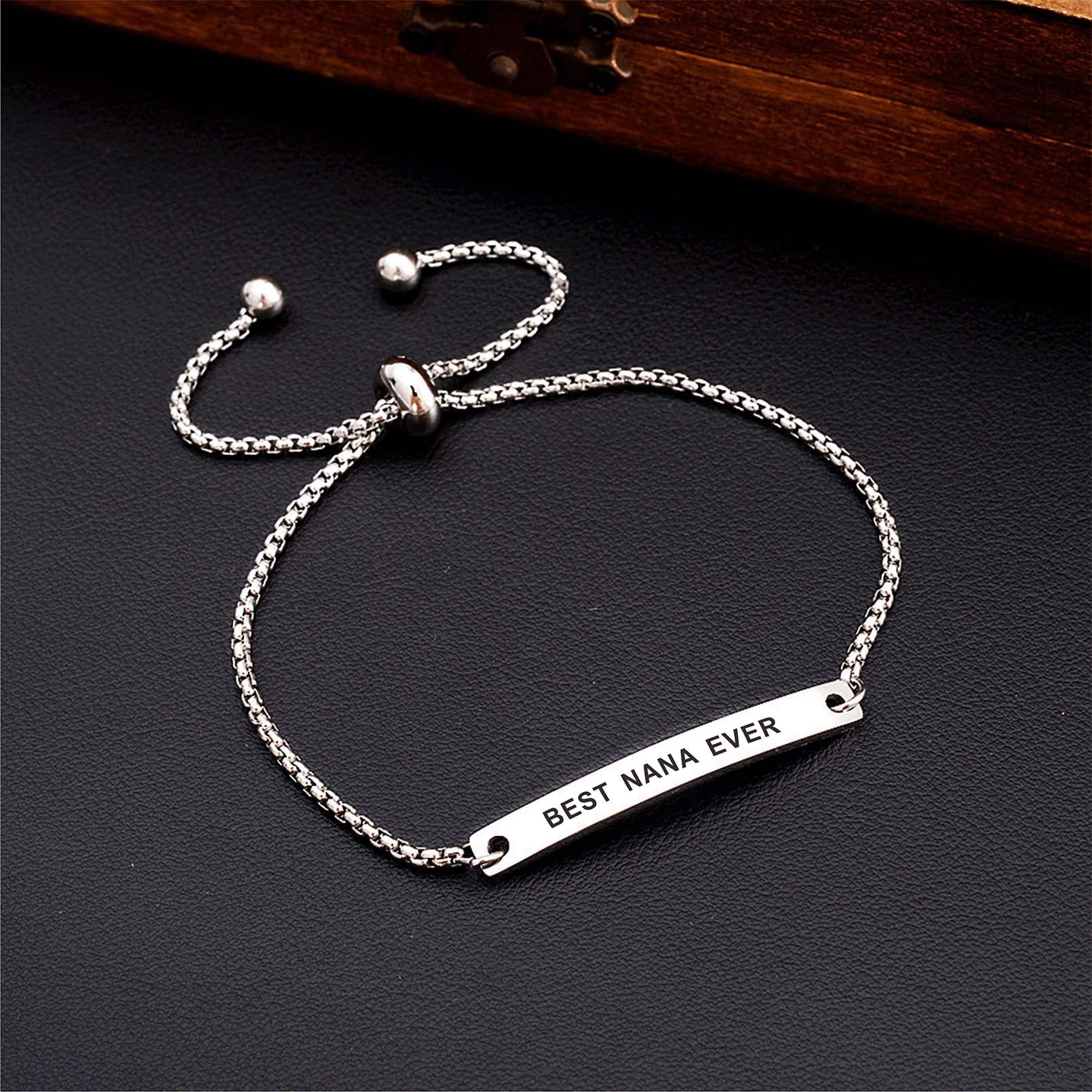 SOUSYOKYO Nana Brecelet for Women - Best Nana Ever Bracelet - Personalized Nana Gift Ideas, Unique Nana Birthday Present for Woman, Fashionable Jewelry for Nana from Grandkids Grandson Granddaughter