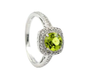 natural yellow peridot 7 mm round cut august birthstone gemstone 925 sterling silver solitaire unisex proposal ring for wedding gift (rhodium plated silver, 6.5)