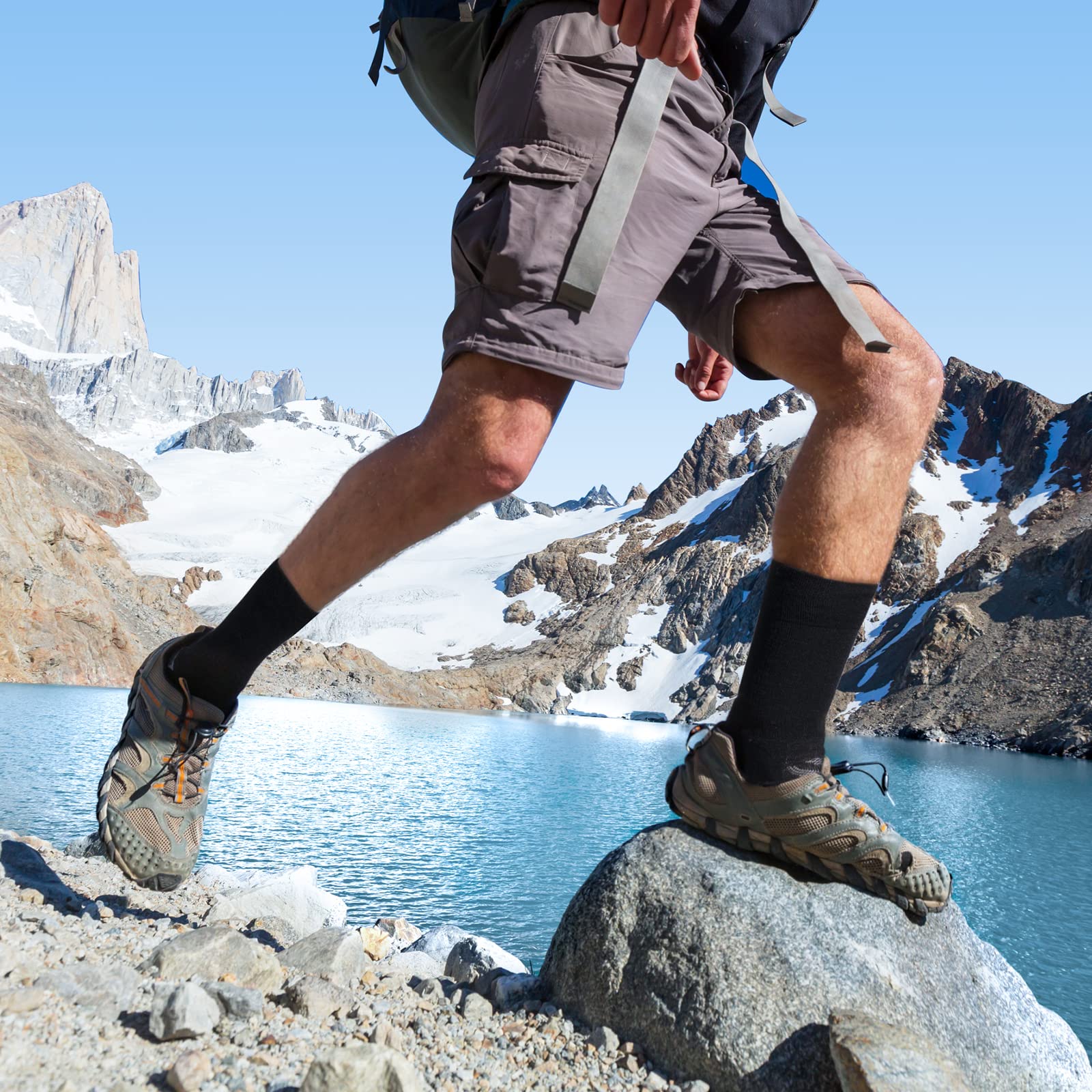 AKASO Merino Wool Hiking Socks - Breathable Moisture Wicking Crew Athletic Socks with Cushioned for Men & Women (2 Pairs)