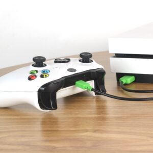 Rocketfish - Play + Charge Kit for Xbox One