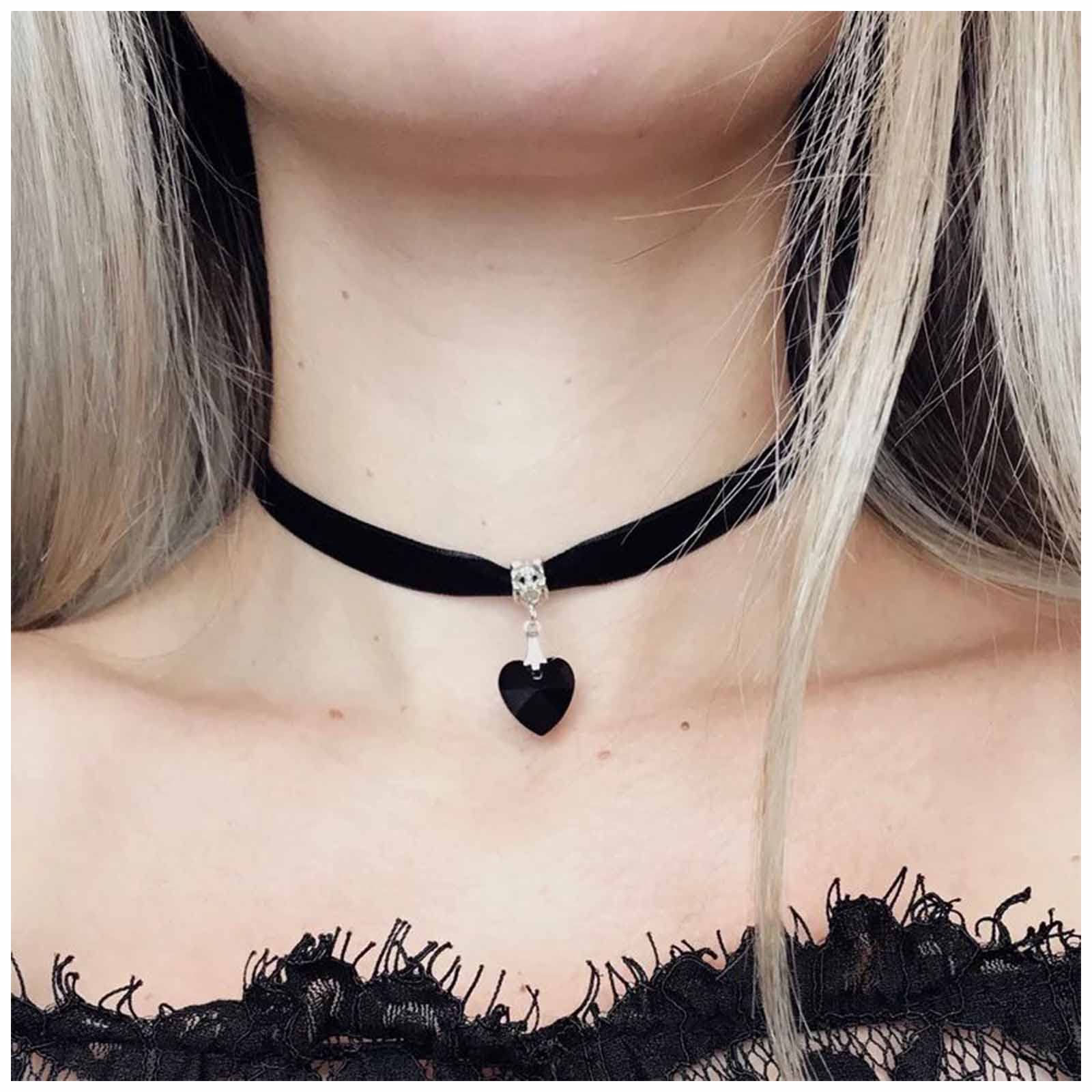 Yheakne Punk Black Velvet Choker Necklace Love Heart Pendant Necklace Vintage Black Satin Choker Necklace Gothic Retro Leather Collar Necklace Chain Jewelry for Women and Girls Prom Party Gifts