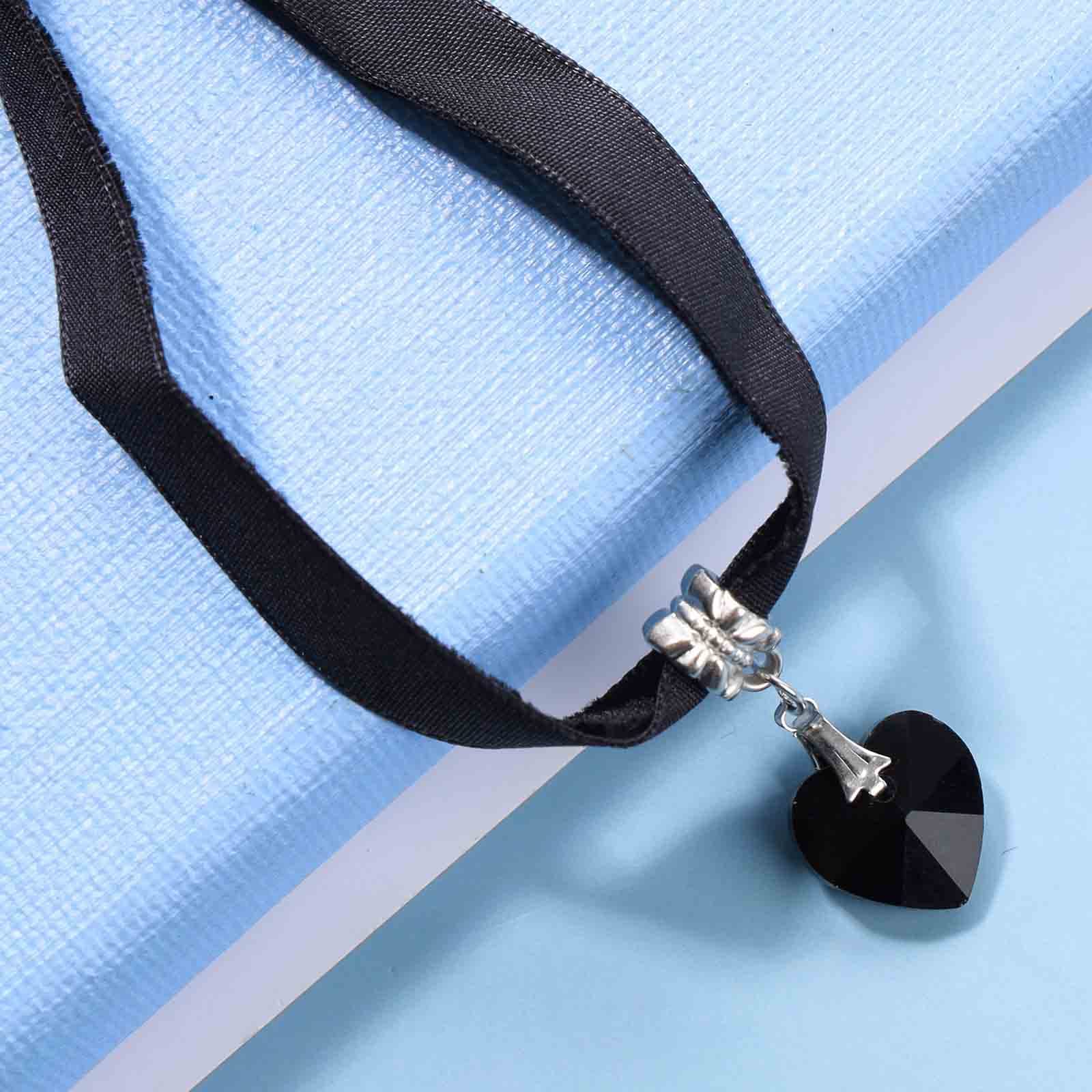 Yheakne Punk Black Velvet Choker Necklace Love Heart Pendant Necklace Vintage Black Satin Choker Necklace Gothic Retro Leather Collar Necklace Chain Jewelry for Women and Girls Prom Party Gifts