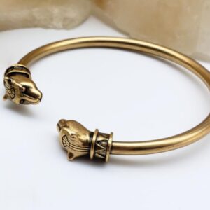 MUSEUM REPRODUCTIONS Egyptian Cat Head Bracelet - Gold Finish