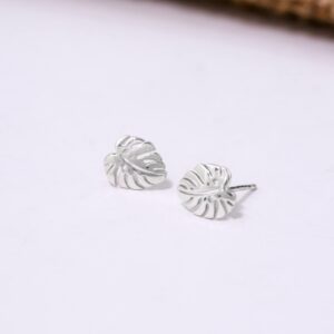 Boma Jewelry Sterling Silver Monstera Leaf Stud Earrings (Silver)