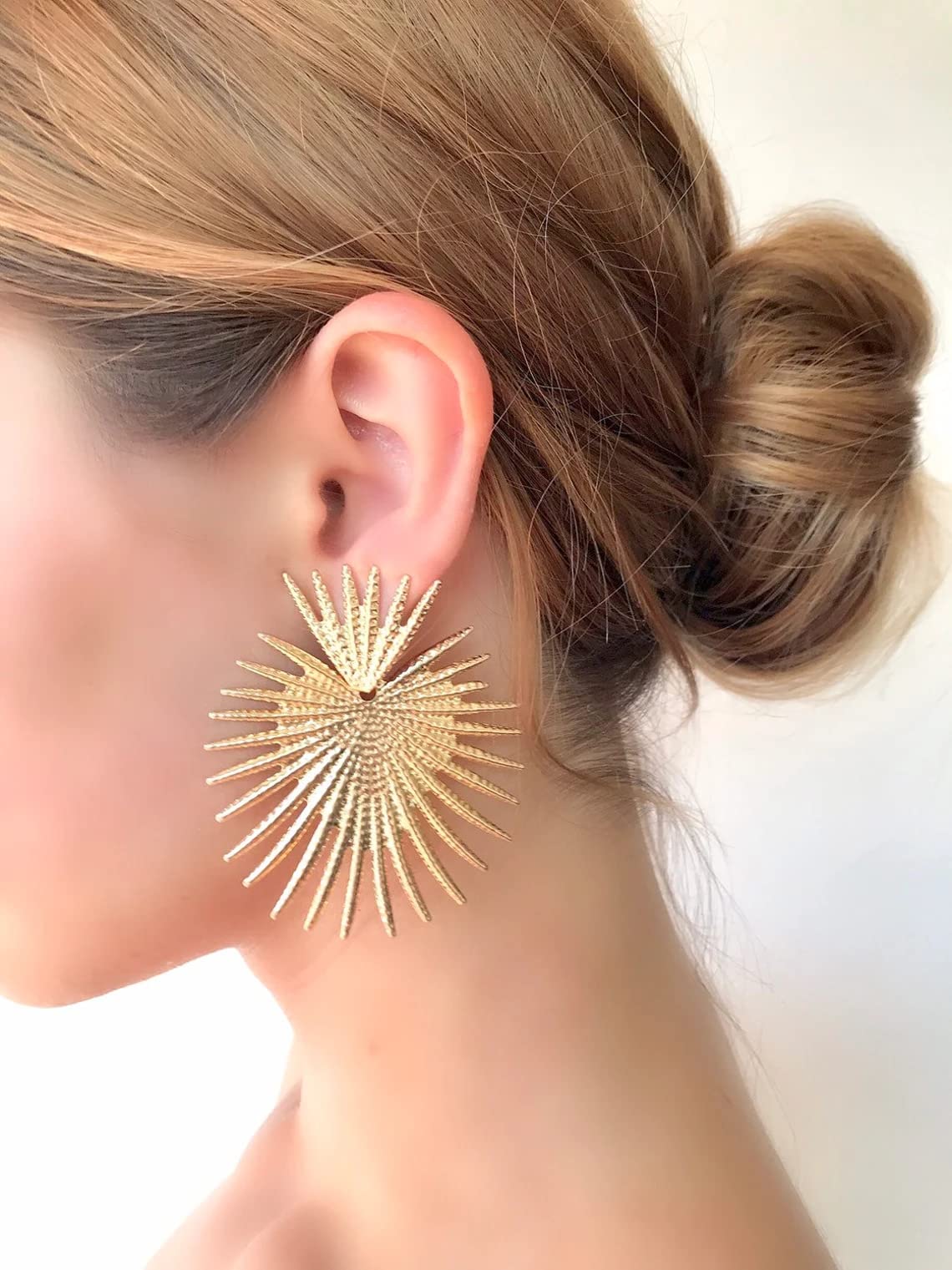 Gold star earrings, celestial earrings, metal star earrings, geometric earrings, statement earrings, flower earrings. (Gold)