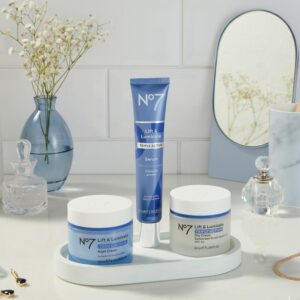 No7 Lift & Luminate Triple Action Day Cream - Anti-Aging Face Cream SPF 30, Hyaluronic Acid & Vitamin C - Visibly Firms Skin for Healthy Looking Radiance - Suitable for Sensitive Skin (1.69 Fl Oz)