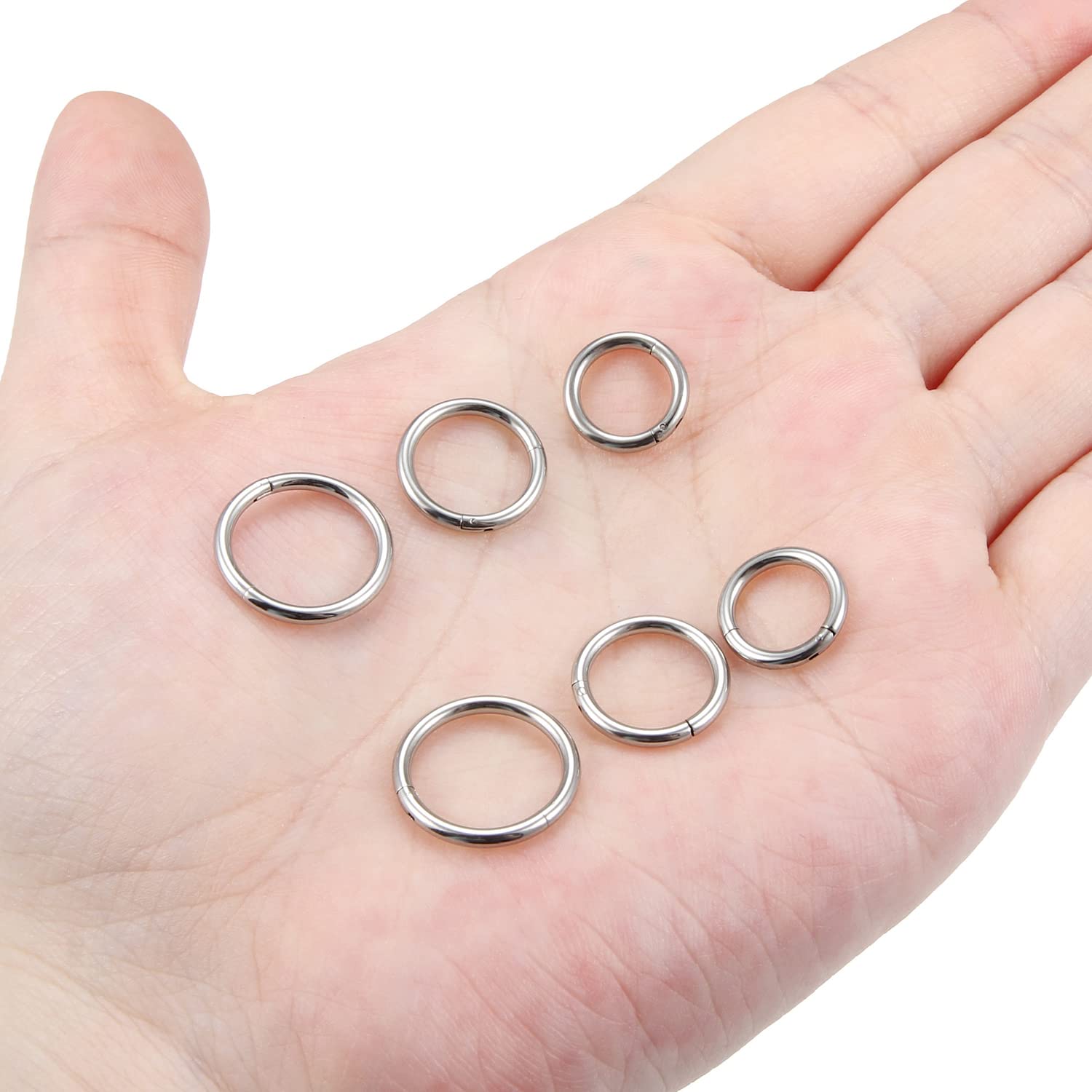 Xnsjeyy 14G Stainless Steel Nose Rings Hoops Hinged Clicker Septum Ring Lip Ring Cartilage Tragus Earrings Body Piercing Jewelry for Women Silver