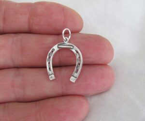 charm - sterling silver - jewelry - pendant - horseshoe