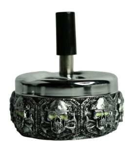 skull and crossbones - glow in the dark spinning ashtray