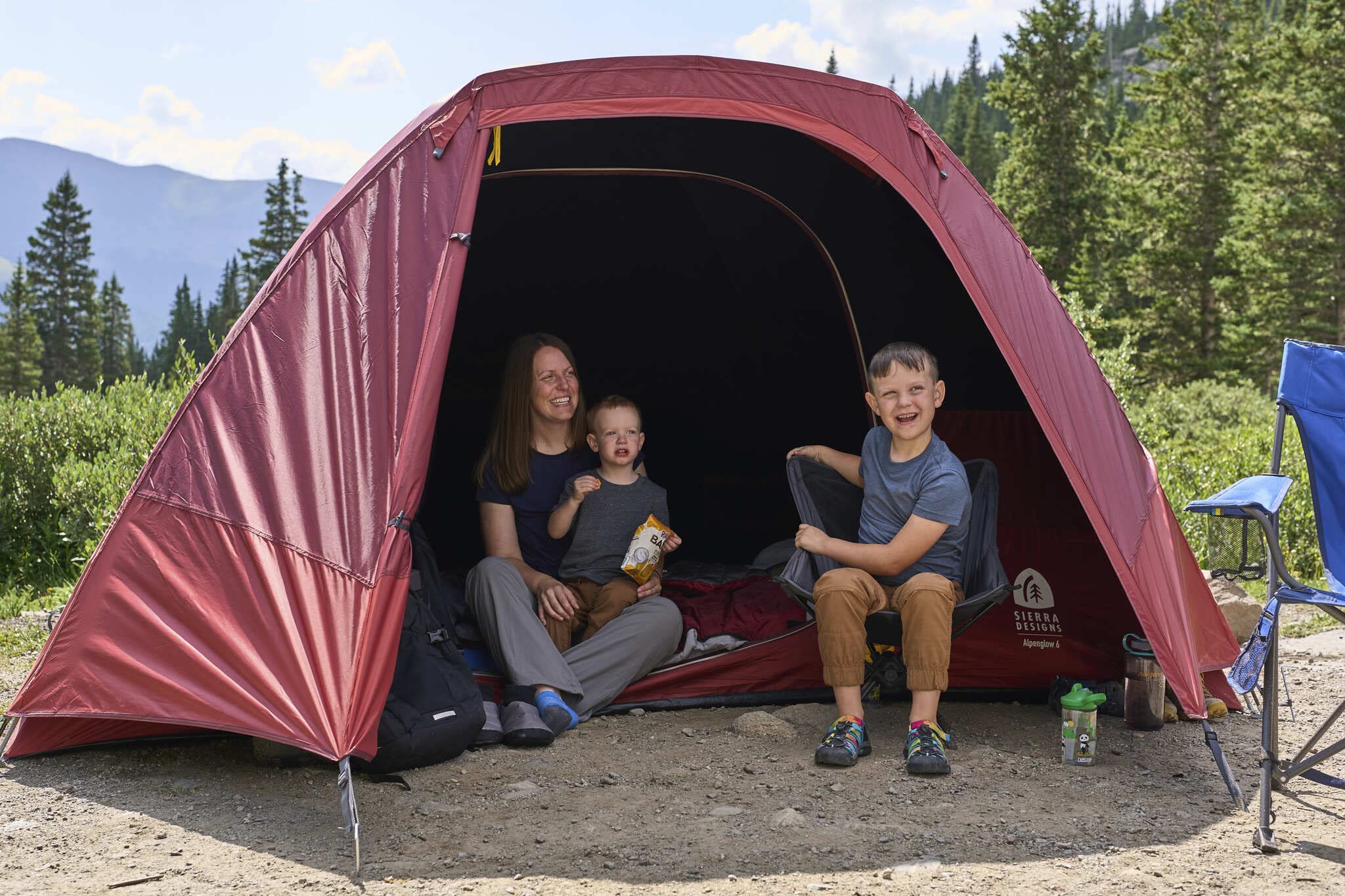 Sierra Designs Alpenglow 6 Person Tent for Camping Constructed with Twilight Tech to Block 98% of Sun Rays – Easy Setup – Large Interior – Great for Family Camping…