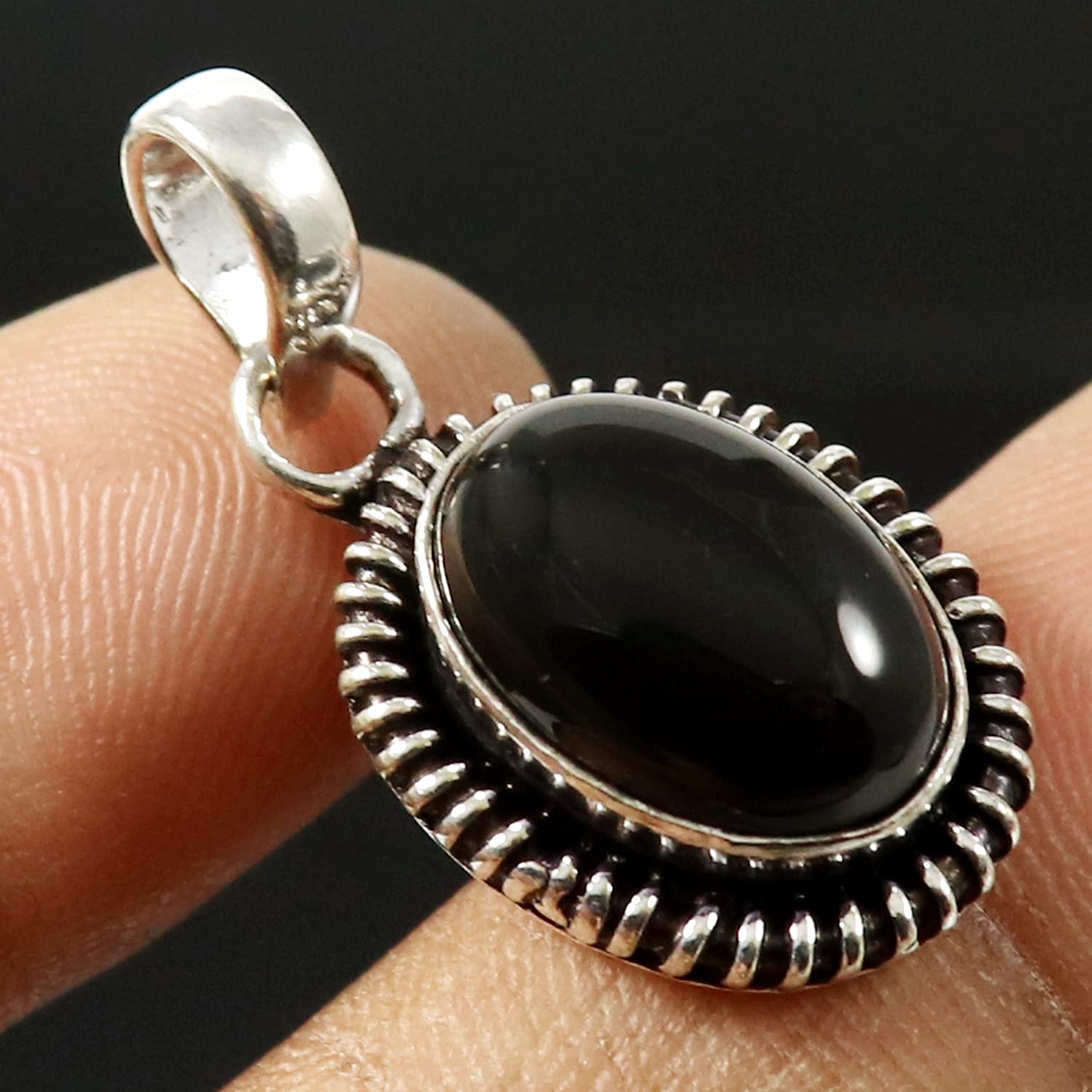 Black Onyx Natural Gemstone 925 Sterling Silver Pendant Jewelry GTPE02E