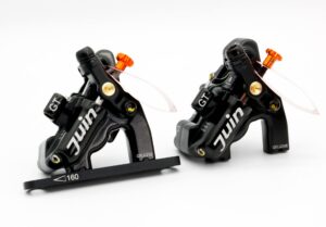 juin tech gt-f 4-piston cable actuated hydraulic bicycle bike disc brake caliper set hybrid brake set for flat-mount road/cyclocross/gravel/e-bike/folding bike use (black)