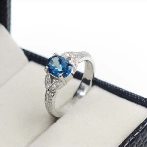 925 Solid Silver Natural London Blue Topaz 8X6 MM Oval Cut December Birthstone Statement Unisex Proposal Ring For Love and Friendship Gift (Rhodium Plated Silver, 6)