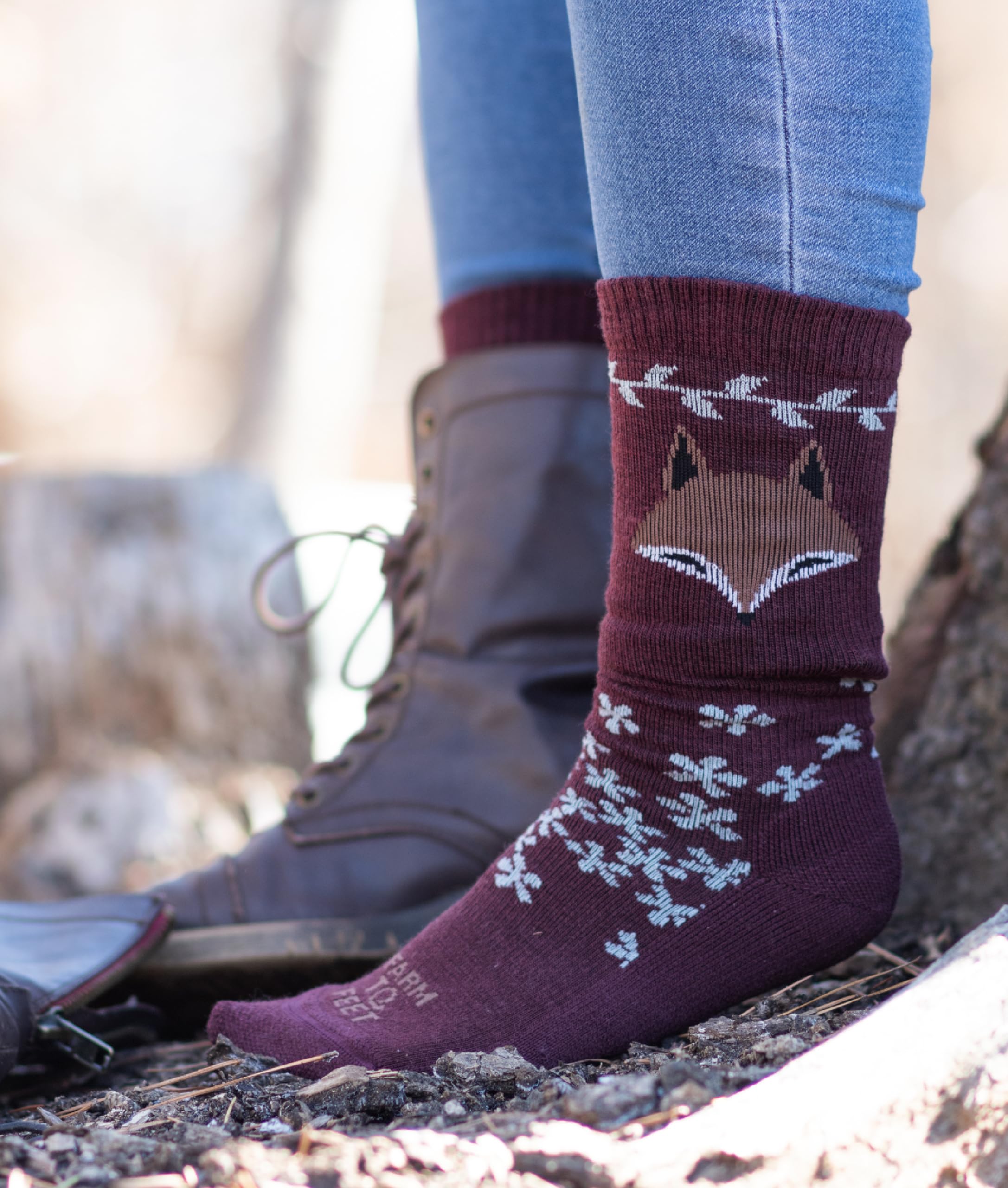 Farm to Feet Women's Emeryville Lightweight Crew Socks, Plum, Small