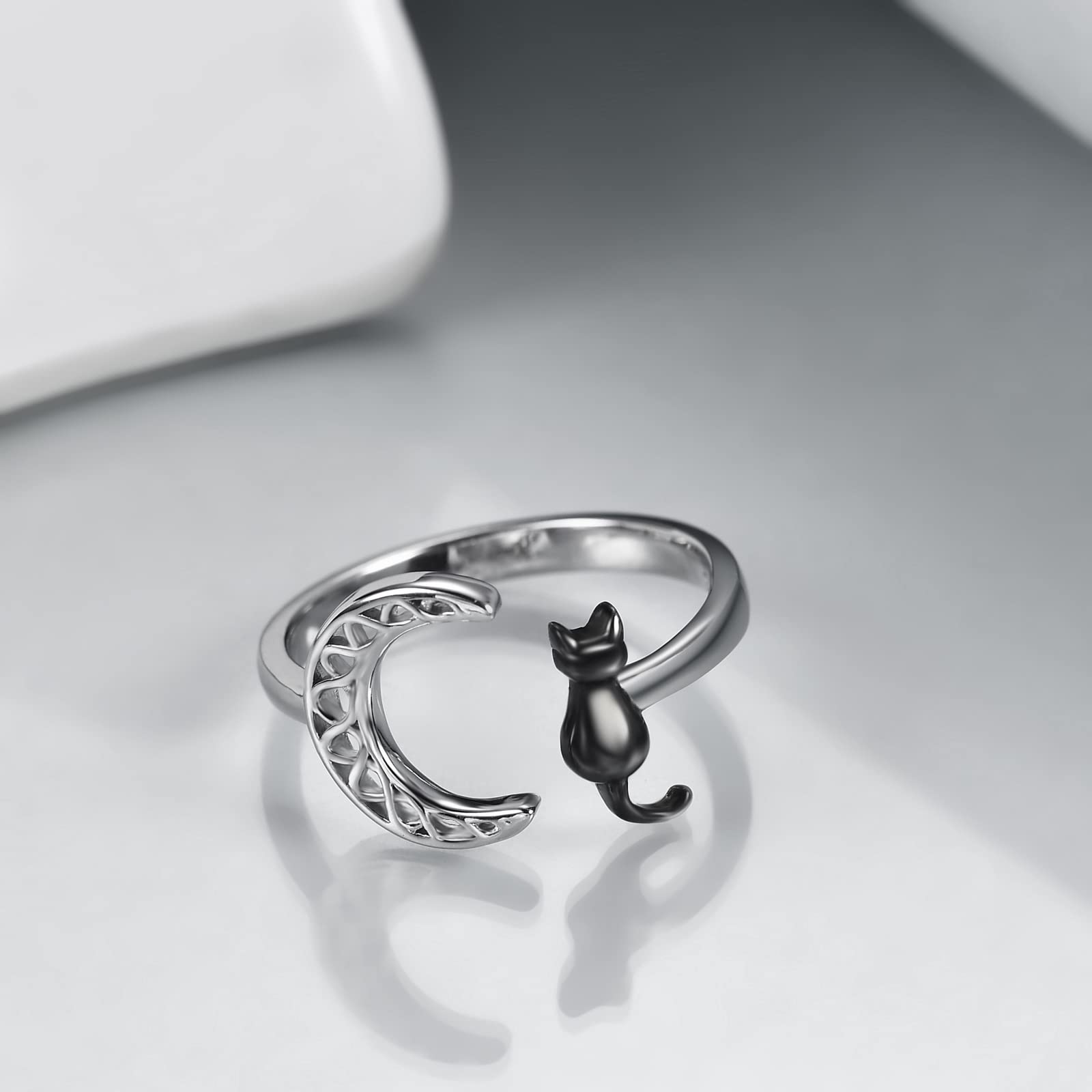 CRMAD Cat Ring Sterling Silver Black Cat on the Celtic Moon Ring Gifts for Women(8, silver)