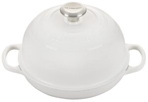 le creuset enameled cast iron bread oven, white, 1.75 qt.