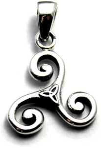 cosumosu 925 sterling silver celtic triquetra trinity knot protection pendant (round snake) (triskelion)