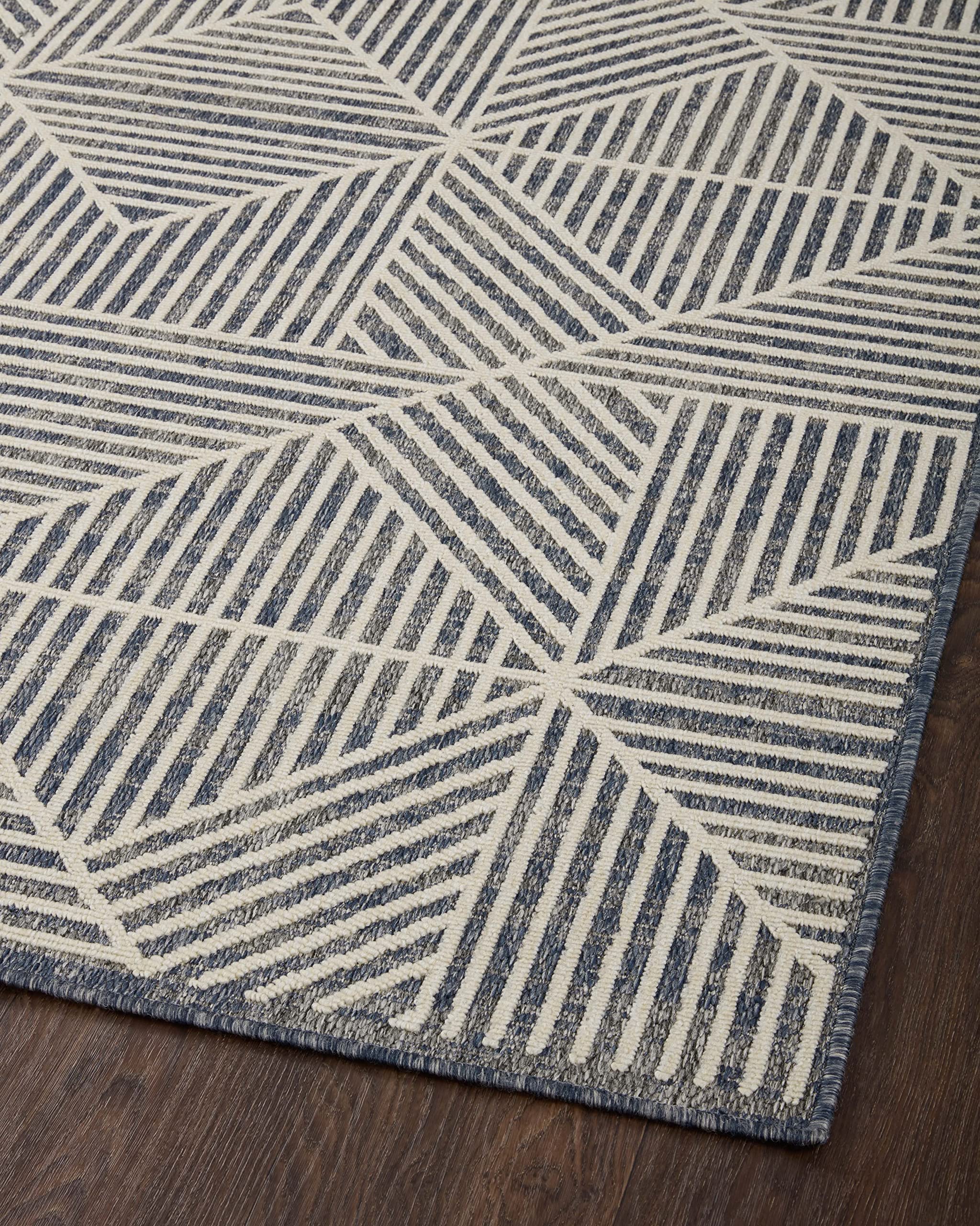 Loloi II Rainier Collection RAI-03 Denim/Ivory 5'-3" x 7'-7" Area Rug