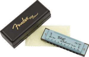 fender blues deluxe harmonica, with 1-year warranty, key of c 10 holes, with hard plastic carrying case, daphne blue