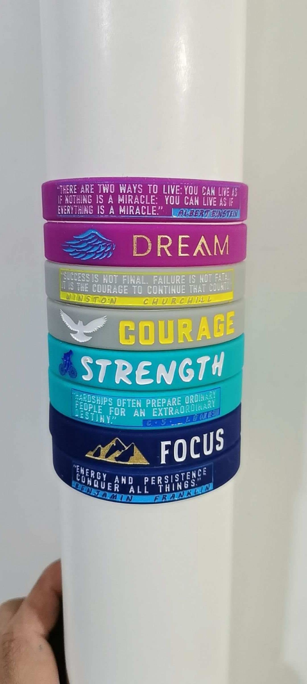 EVEREST ESSENTIALS 12 Pieces, Inspirational Wristbands, Party Favors for Teens, Sweet 16, Dance, Gymnastics and Cheerleading Gifts for Girls | Motivational Quote Message Bracelet for Women, Silicone