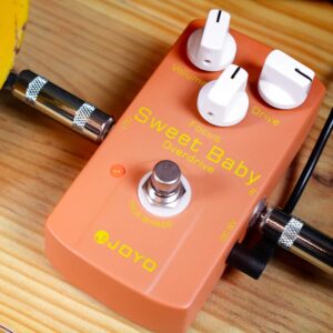 JOYO JF-36 Sweet Baby Low-Gain Overdrive Pedal Bundle with JP-02 DC 9V 18V Pedal Power Supply