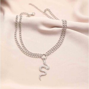 Yheakne Punk Snake Pendant Necklace Choker Silver Layered Serpent Necklace Chain Gothic Snake Necklace Retro Snake Collar Necklace Jewelry for Women