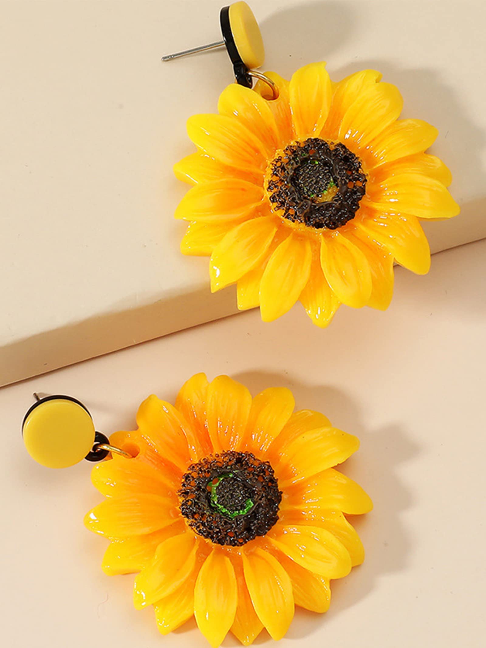 Sunflower Earrings for Women 3D Sunflower Daisy Flower Drop Dangle Earrings Bohemian Sunflower Statement Earrings Jewelry