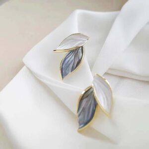 HZJCC Fashion Leaf Stud Earrings For Women Enamel Earrings Jewelry